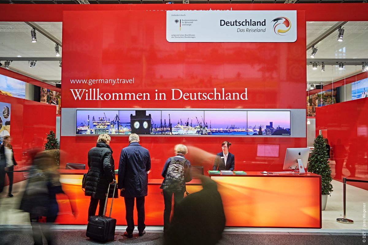 Virtuális élmények a DZT standján – Az Utazó Magazin